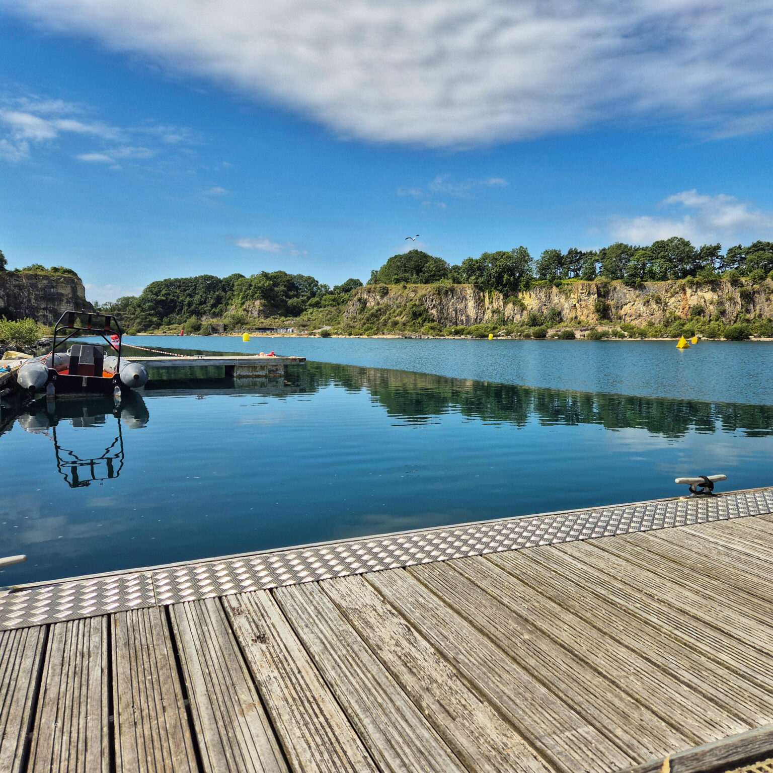 The Lake: Open Water Swimming & Scuba Diving Near Bristol